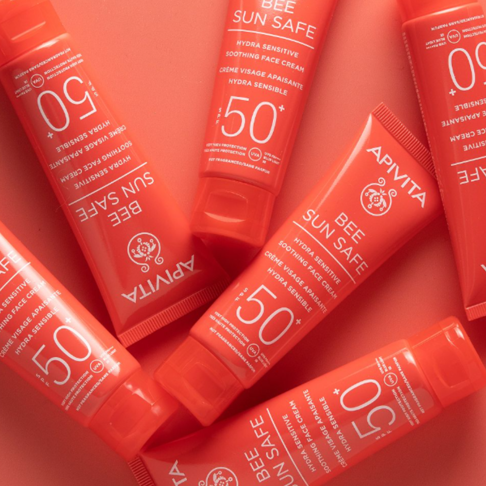 Bee Sun Safe Hydra Sensitive Crema Facial Calmante SPF50+, 50 ml. - Apivita